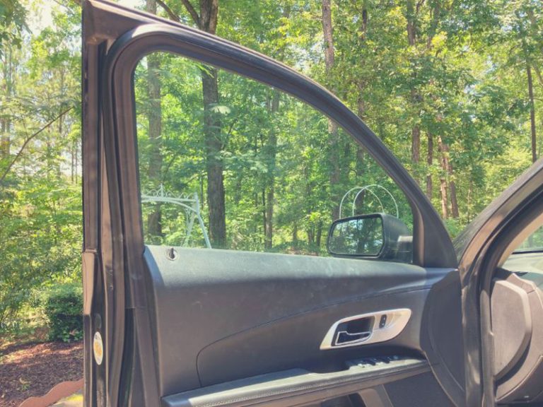 What Is The Best Lubricant for Car Window Tracks? - Torque Boss